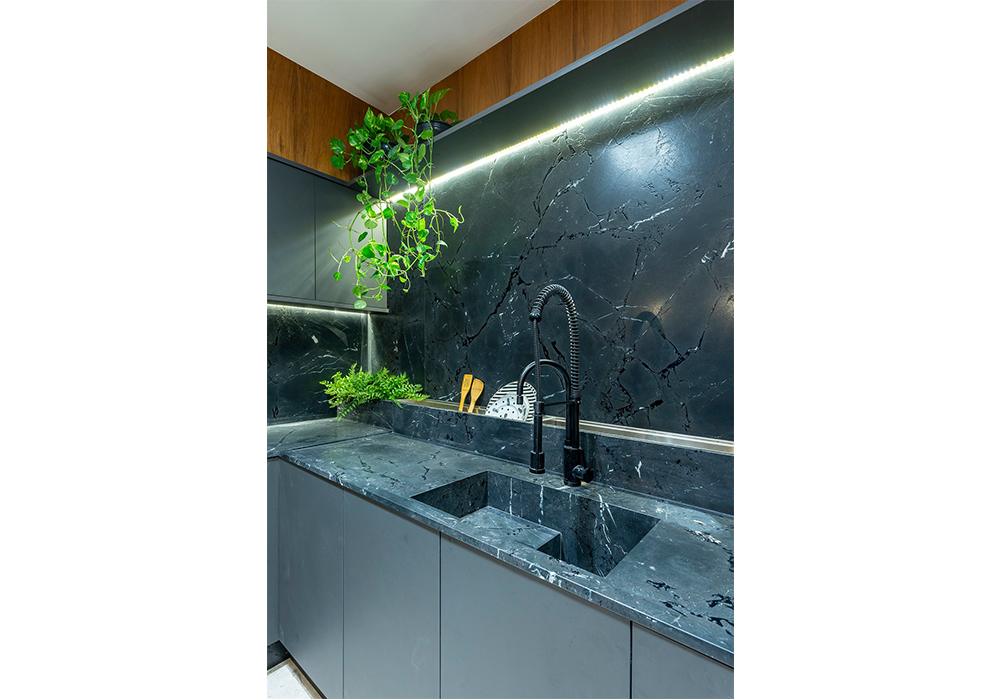 Negresco Luxe Leathered Quartzite Countertops in Atlanta- MC Granite ...